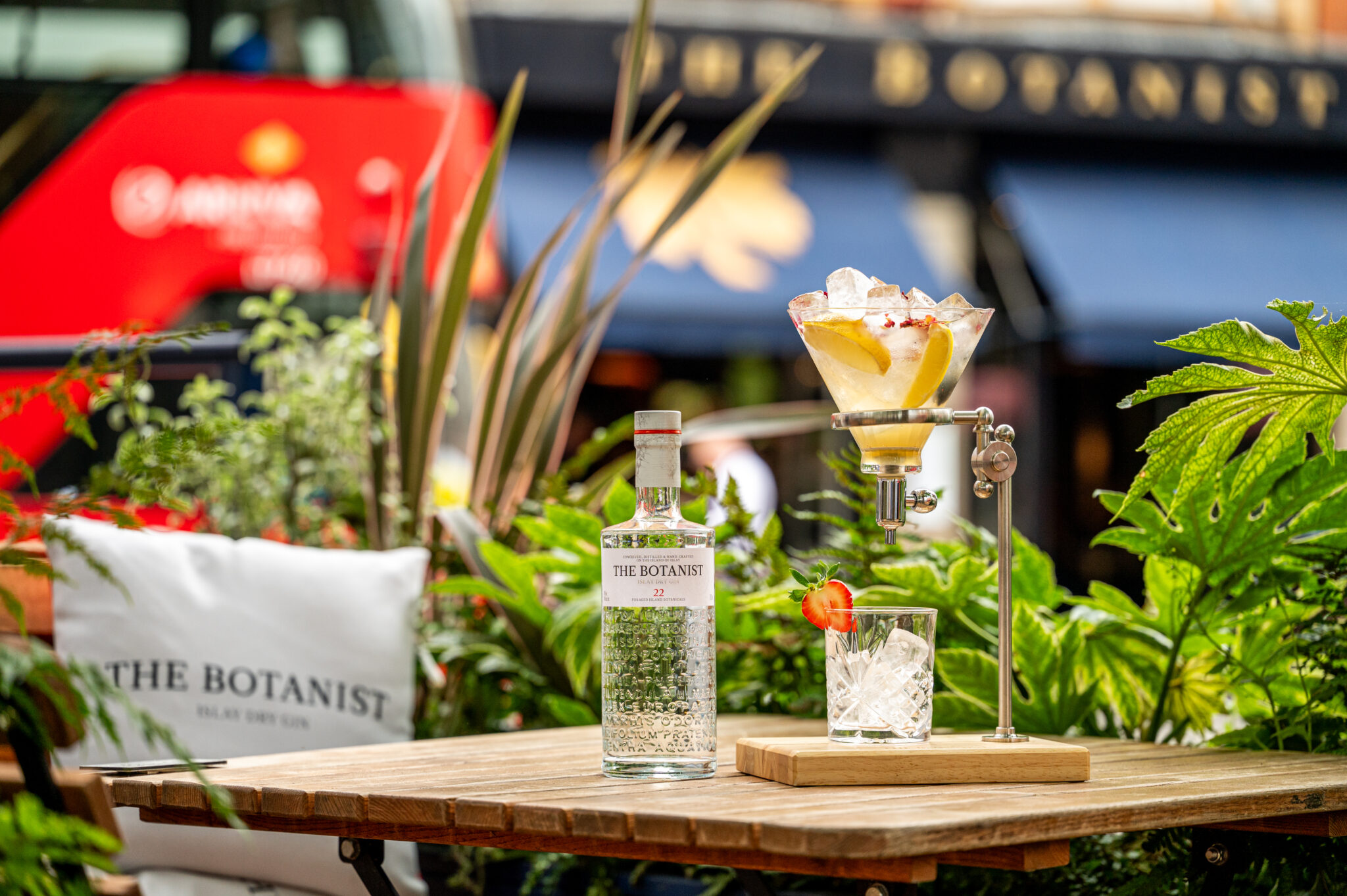 Home - ETM Collection